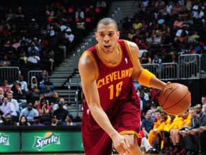 Candace Parker Siblings: All About Anthony and Marcus Parker - Kahawatungu