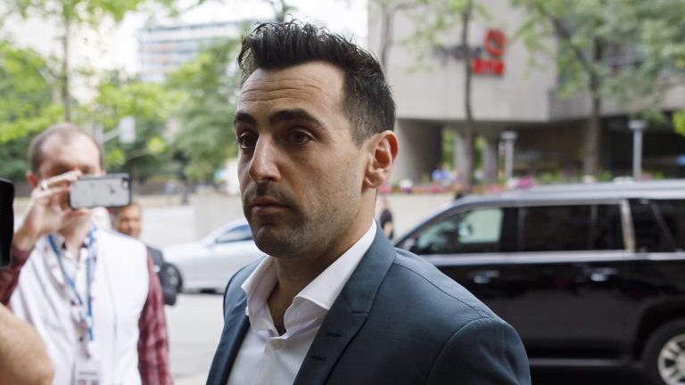 Jacob Hoggard Net Worth - Kahawatungu