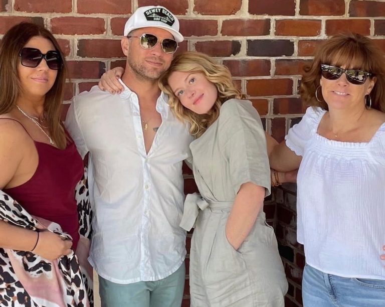 Ryan Phillippe Siblings: Getting to Know Kirsten, Katelyn and Lindsay ...