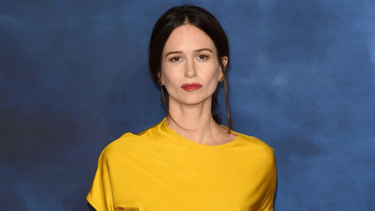 Katherine Waterston Siblings: All About Elisabeth, Graham and James ...