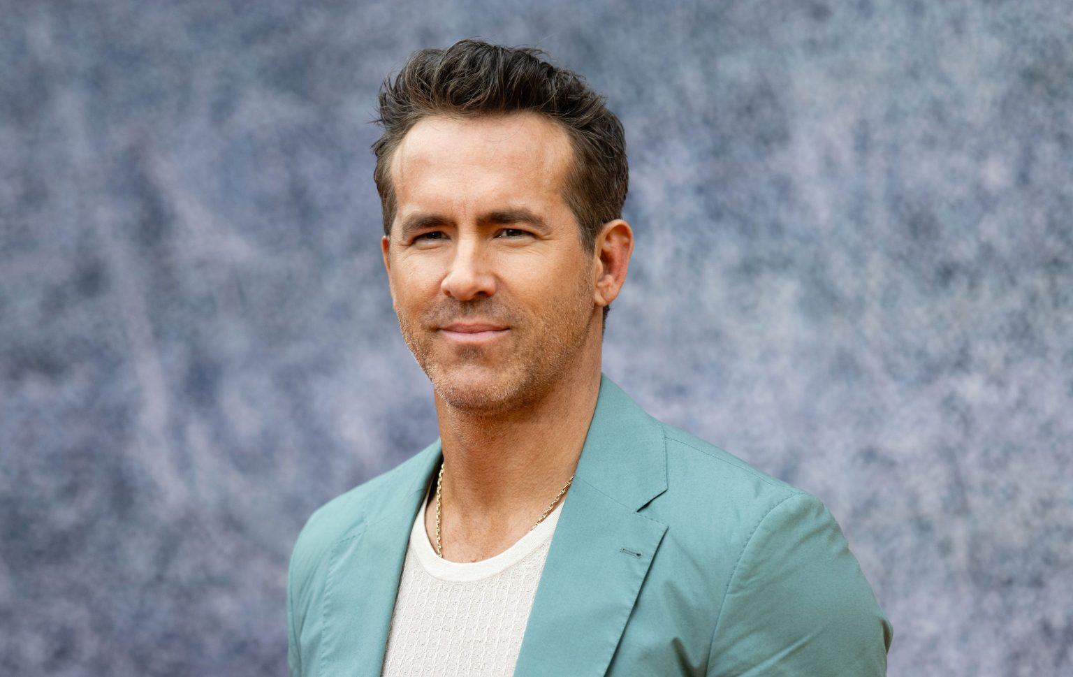 Ryan Reynolds Net Worth - Kahawatungu