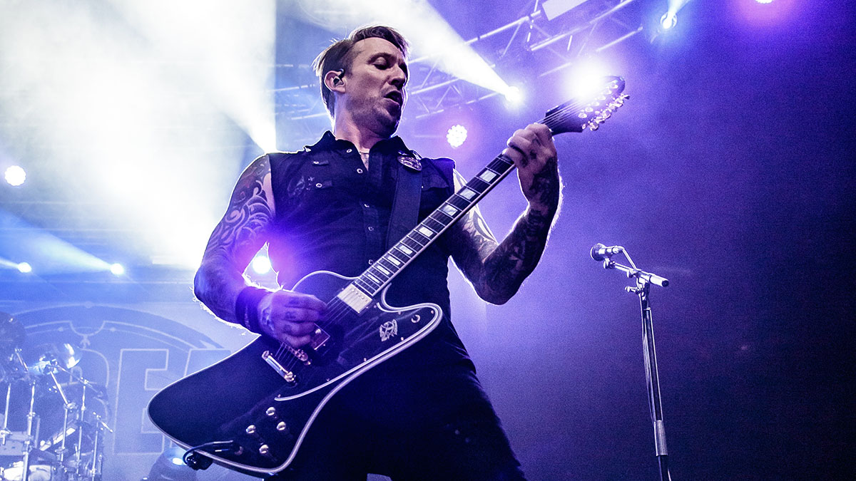 Michael Poulsen Net Worth - Kahawatungu