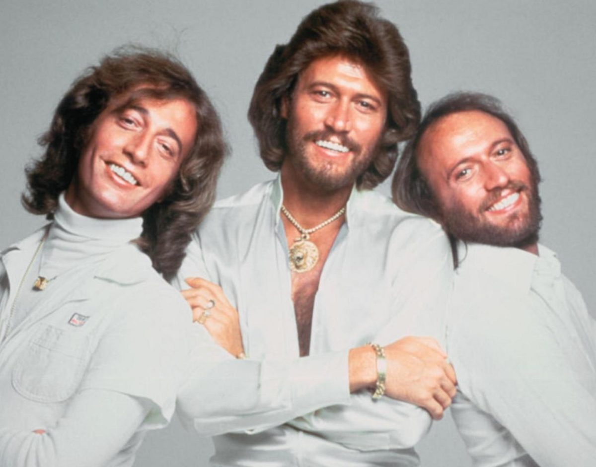 Barry Gibb Siblings: All About Lesley, Maurice and Andy Roy Gibb ...