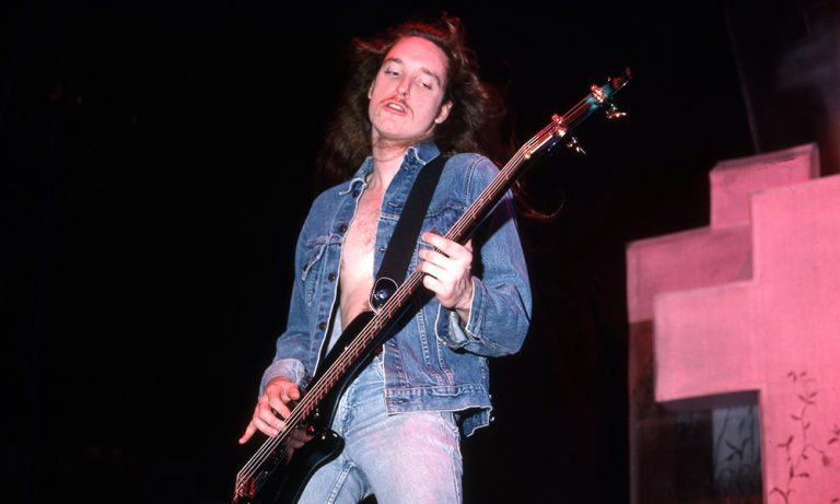 Cliff Burton Siblings: All About Scott and Connie Burton - Kahawatungu